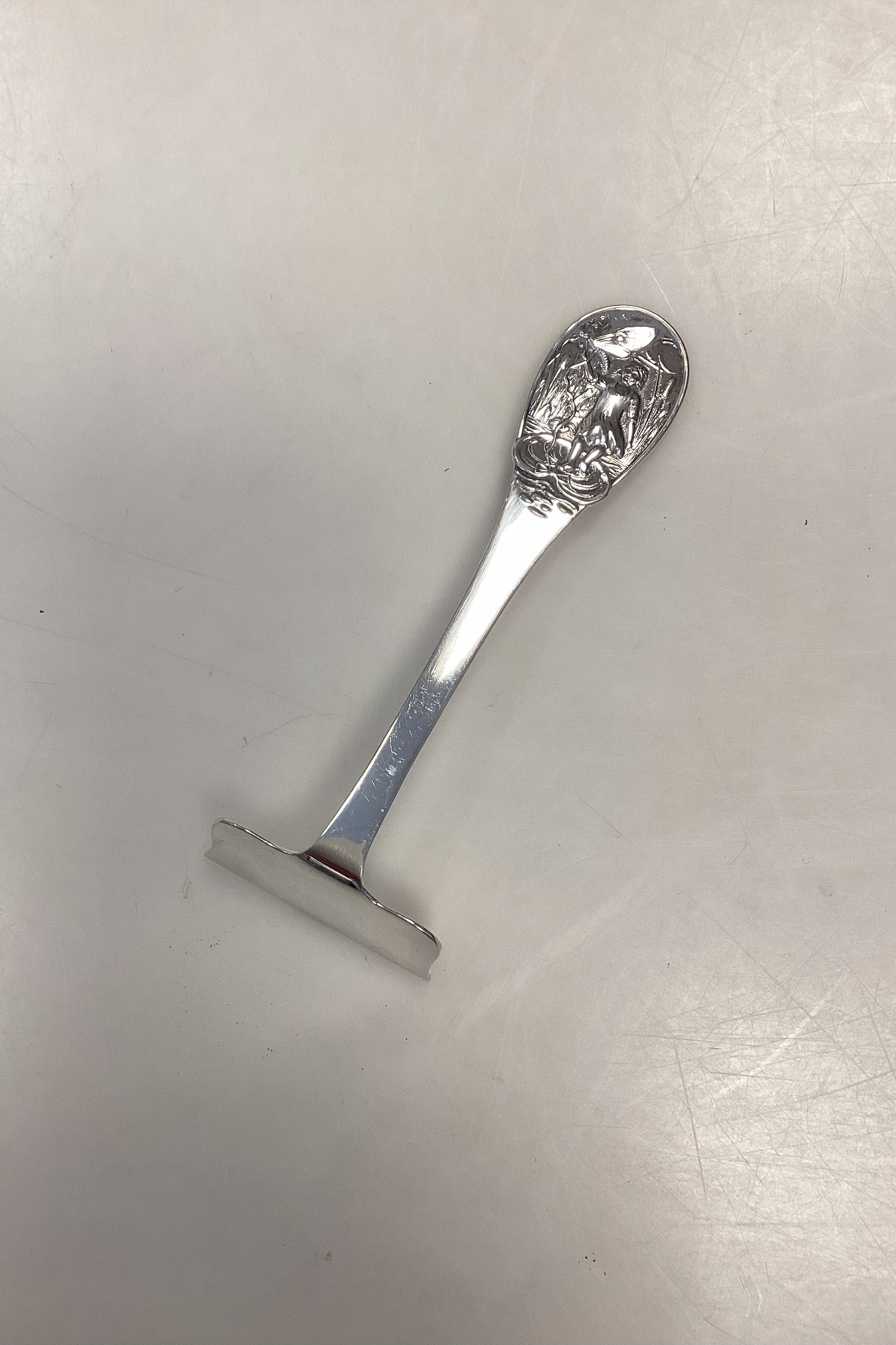 HANS CHRISTIAN ANDERSEN Andersen Fairy Tale Baby Pusher in Silver. Thu