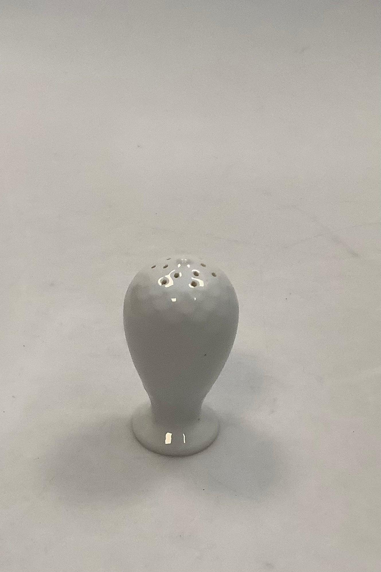Bing and Grondahl Elegance, White Salt/pepper Box
